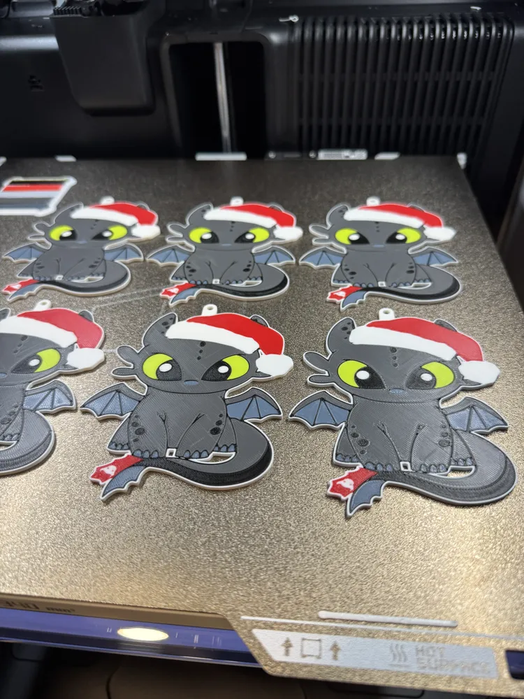 Toothless - Christmas Ornament - Free 3D Print Model - MakerWorld
