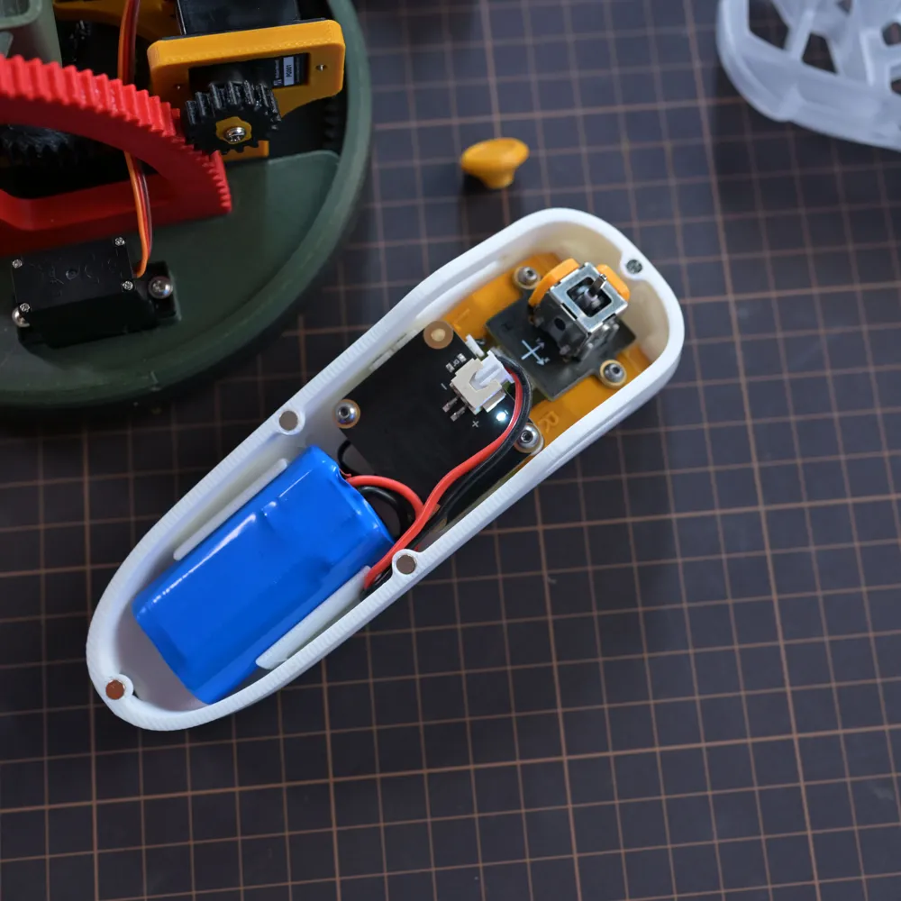 RC 데스크 캐논 - 무료 3D 프린트 모델 - MakerWorld