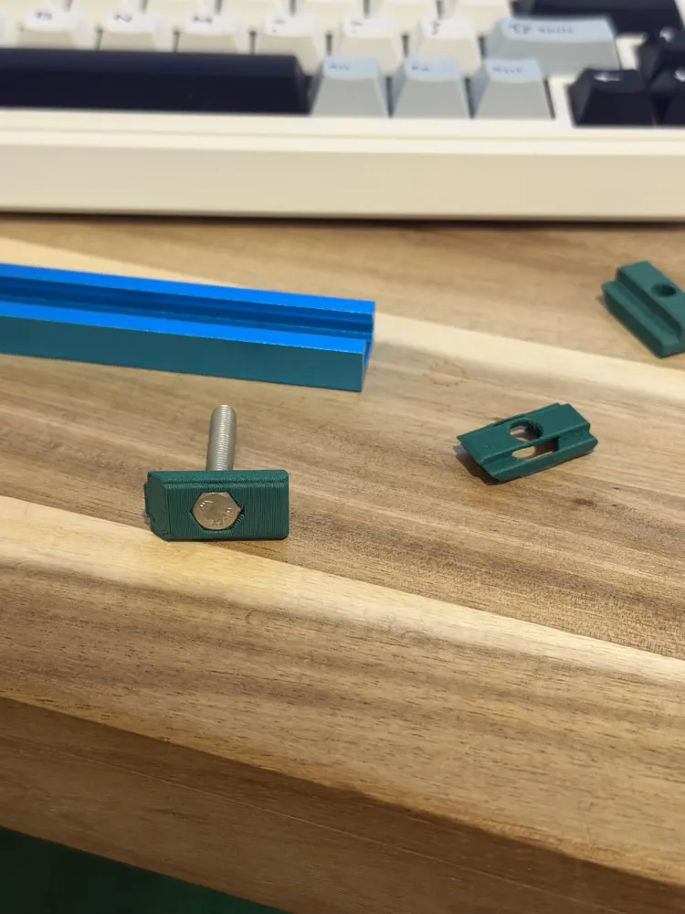 Track Inserts for t-track and 3030 tracks - Free 3D Print Model ...