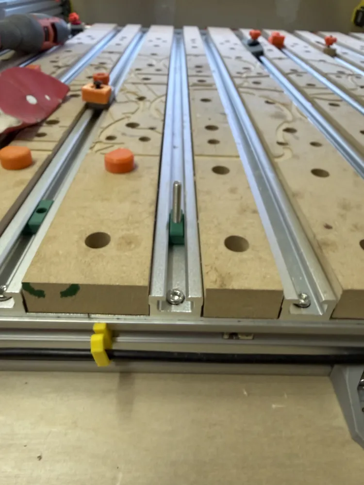 Track Inserts for t-track and 3030 tracks - Free 3D Print Model ...