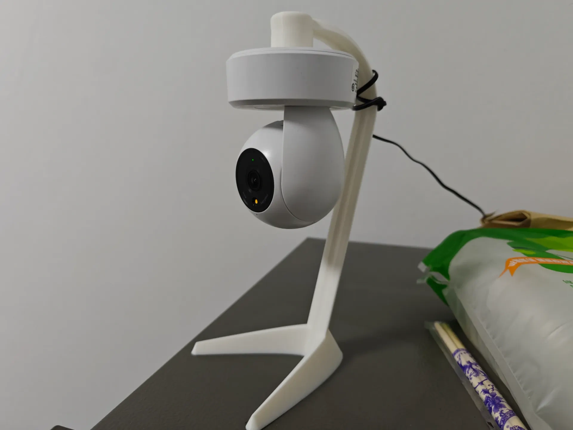 TP-Link Camera Vertical Inverted Mount by Solistellar - MakerWorld