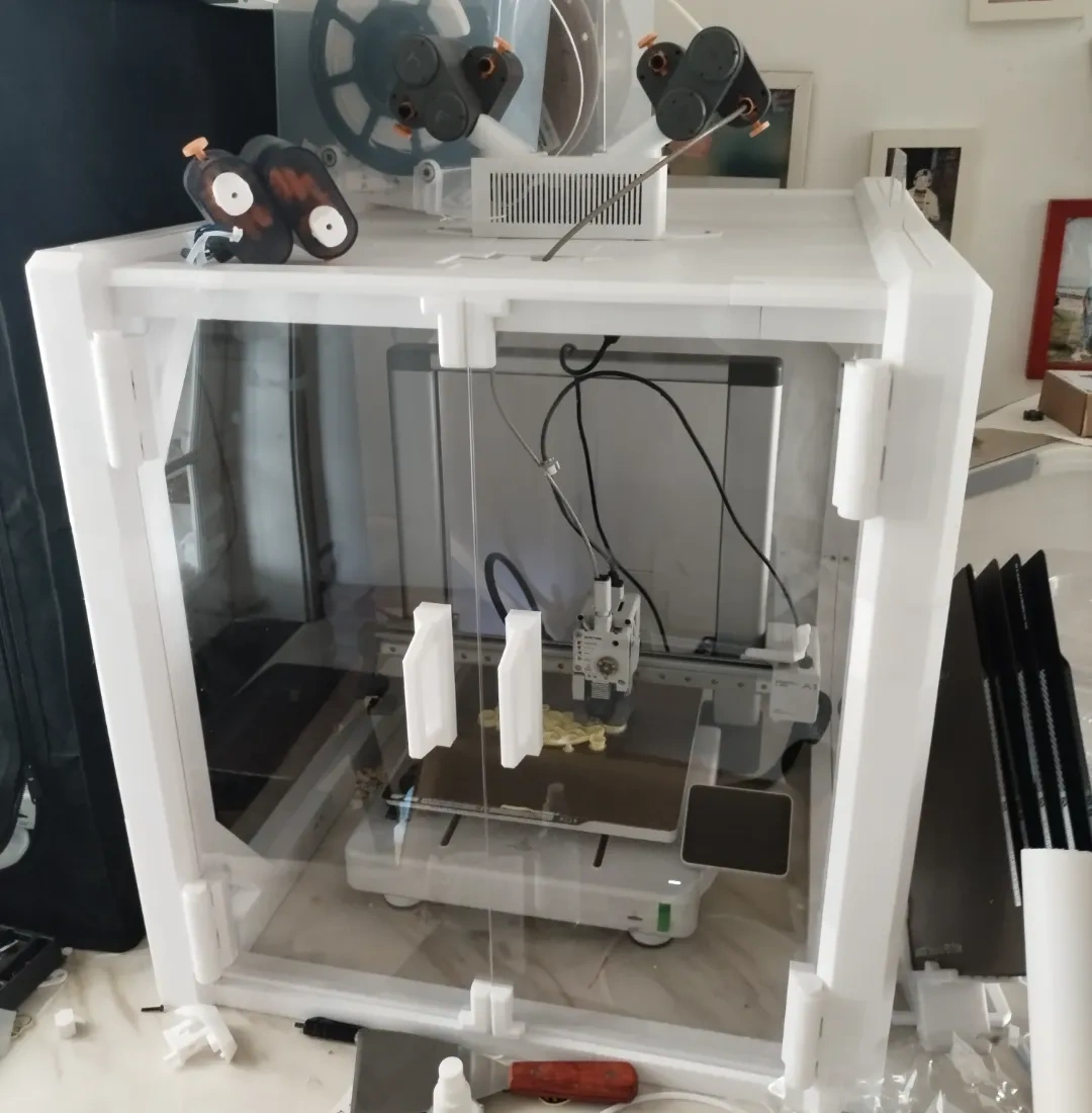 Large A1 Multicolor Enclosure (Frame) by ZtjswS MakerWorld: Download ...