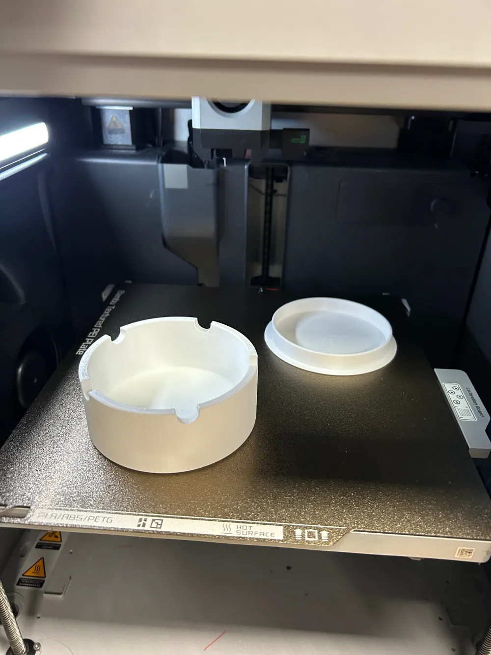 Simplistic Ashtray with Friction Fit Lid by MetaMatter 3D - MakerWorld