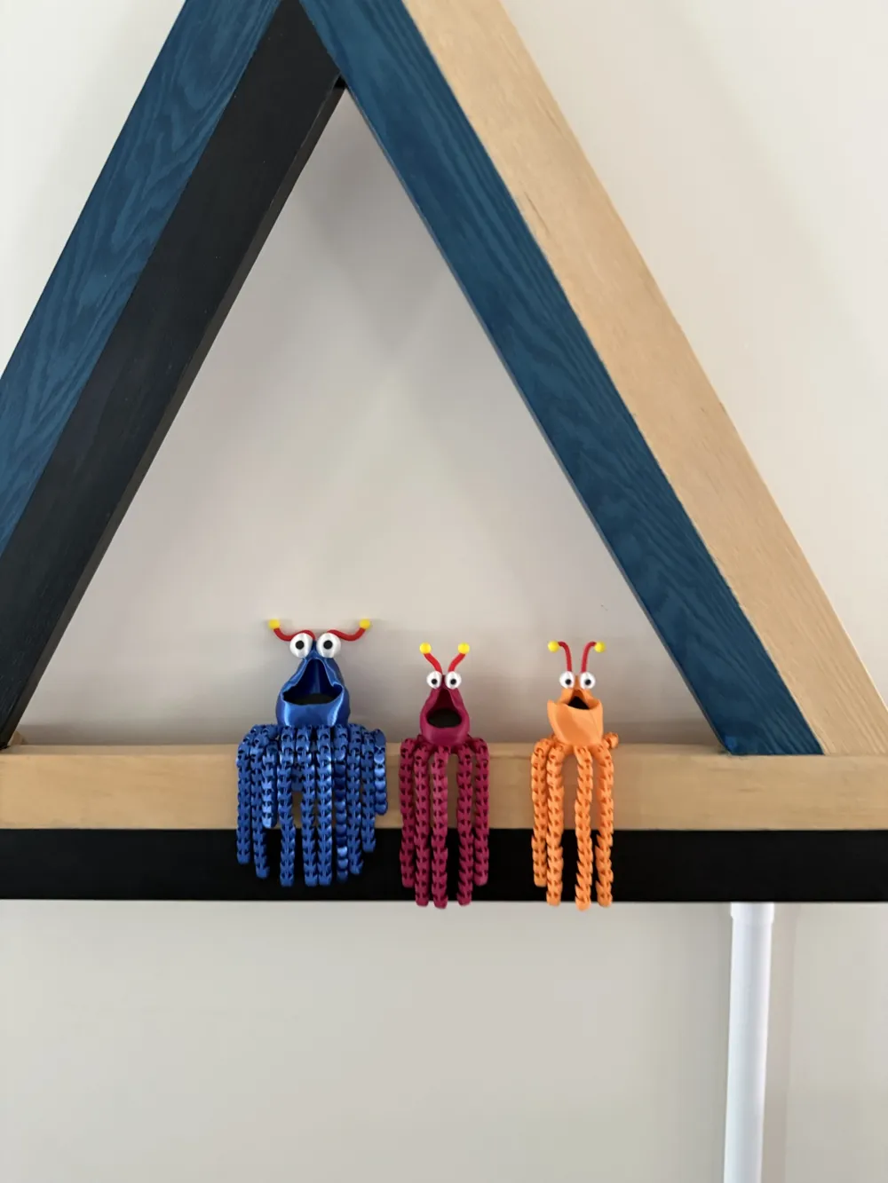 YipYip Family: Ridiculous Red Edition by Adam L MakerWorld: Download Free 3D Models