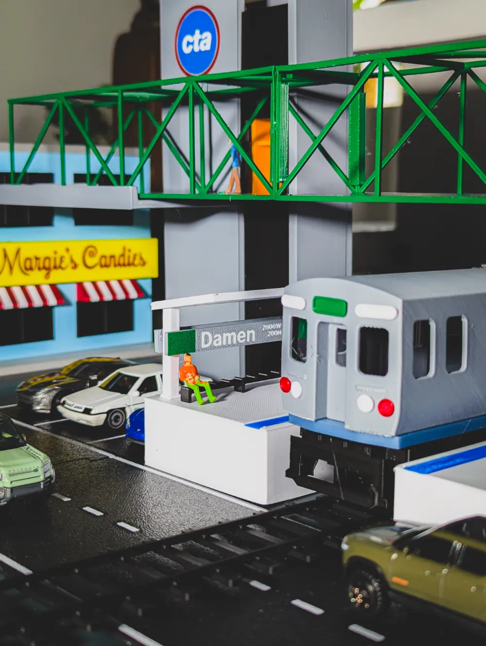 CTA Damen Green Line Station - 1:64 Scale Diorama by LAYRLAB MakerWorld ...