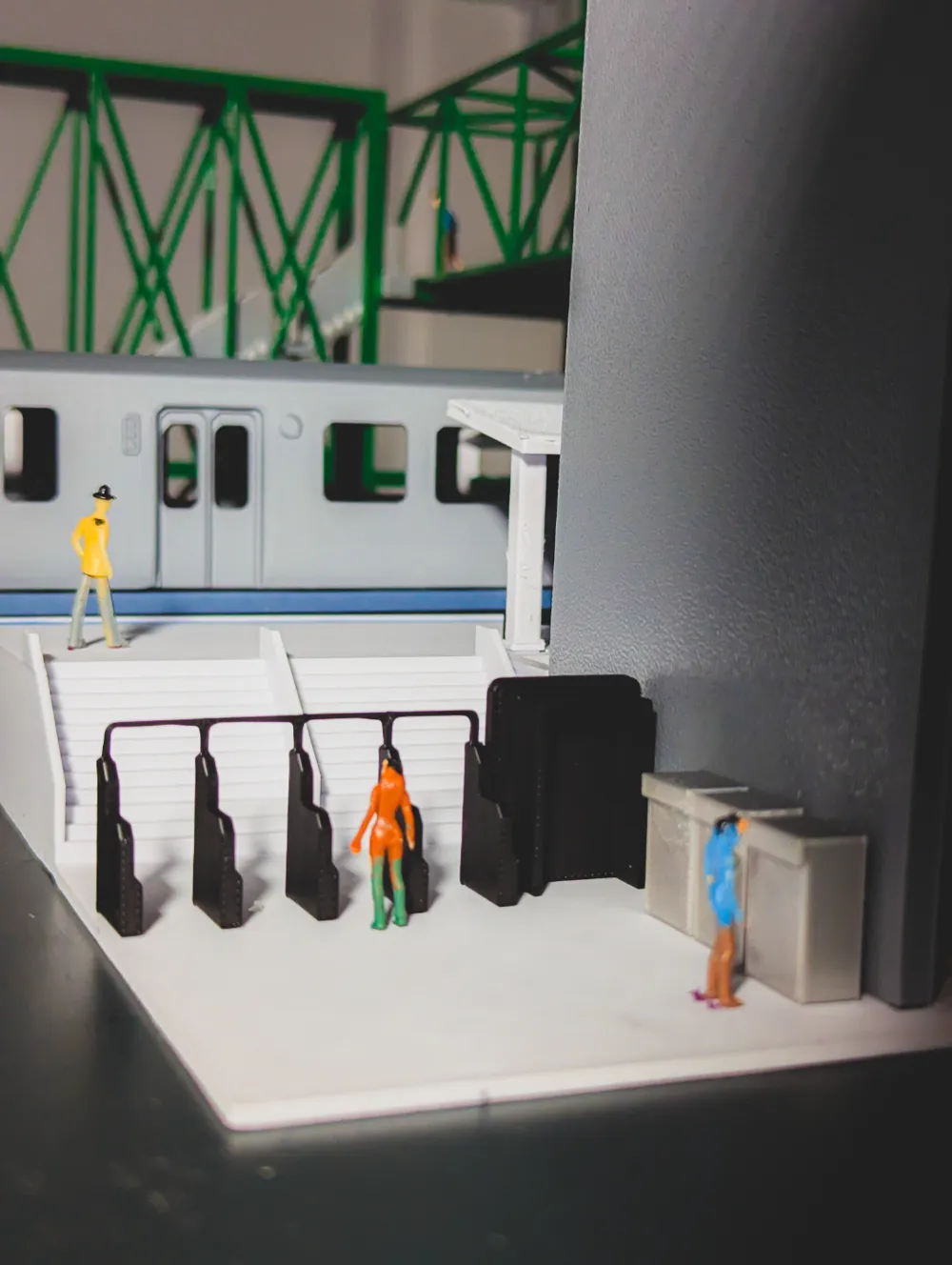 CTA Damen Green Line Station - 1:64 Scale Diorama by LAYRLAB MakerWorld ...
