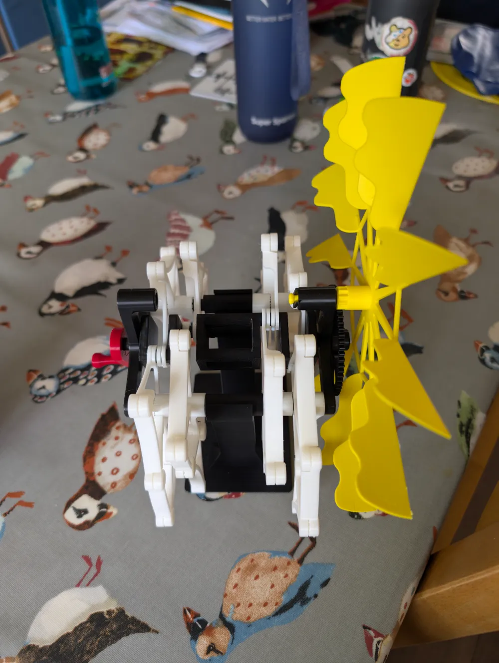 Easy Strandbeest by LoboCNC Remixed by Sculler1x MakerWorld: Download ...