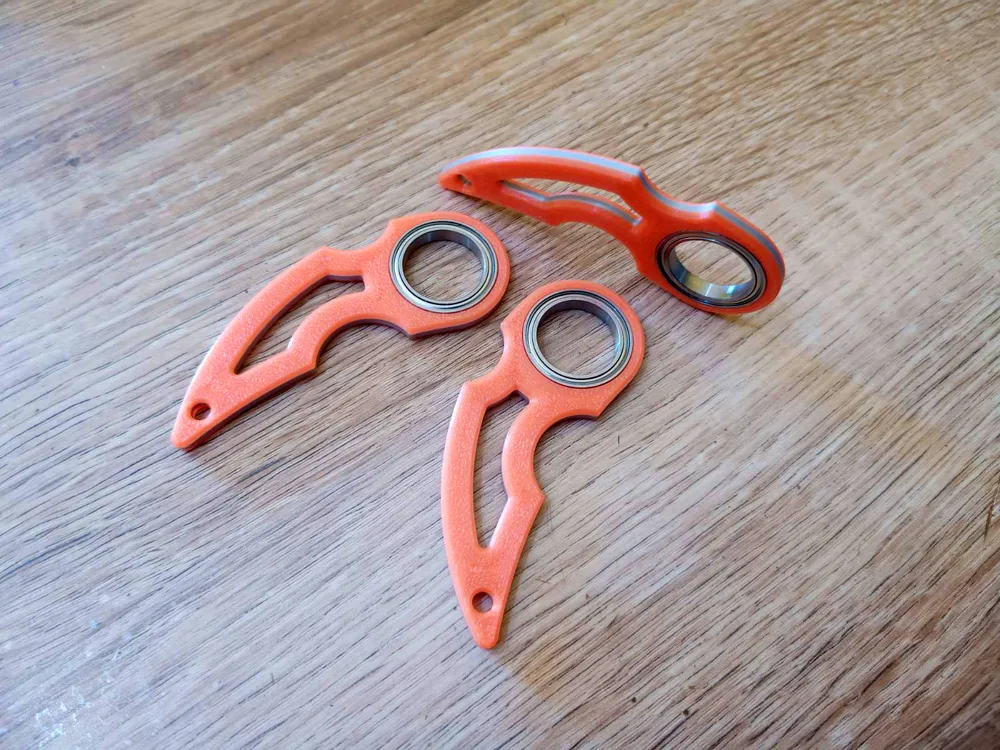 keychain spinner ninja karambit multicolour by Cranium MakerWorld ...