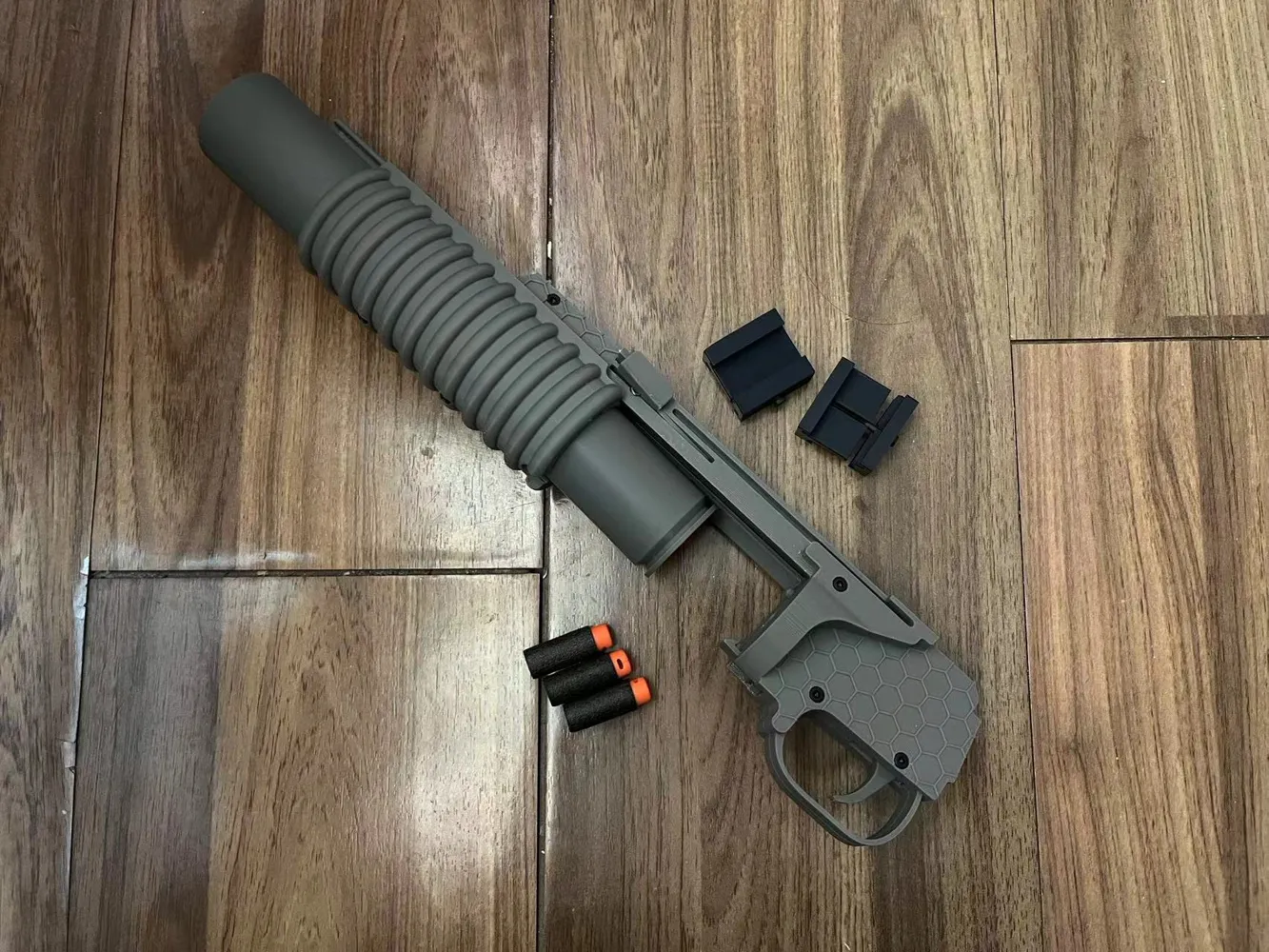 M203还原可发射下挂软弹榴弹器 - 免费 3D 打印模型 - MakerWorld