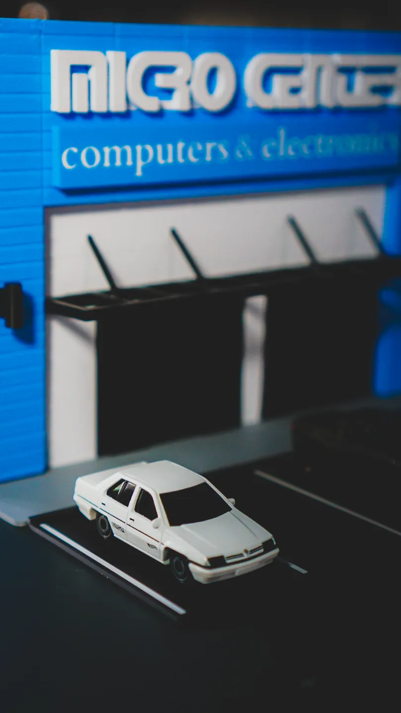 Micro Center Model Set - 1:64 Scale Diorama - Free 3D Print Model ...