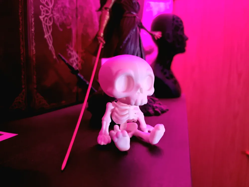 Sweet Sitting Skeleton - Free 3D Print Model - MakerWorld