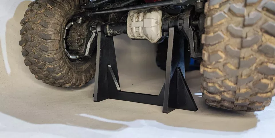 RC Rock Crawler Axle Stand 1/10 Scale by Damian MakerWorld: Download ...