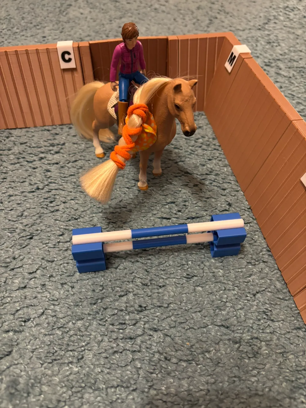 Reitplatz für Schleich und Playmobil von Maddas - MakerWorld