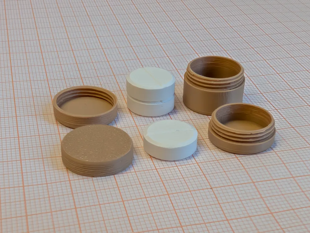 Tiny Tab Case - Smallest medical pill case by jakadels - MakerWorld