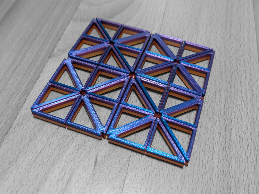 Infinite Flippy Flapper Fidget Toy - only 14g! - Free 3D Print Model ...