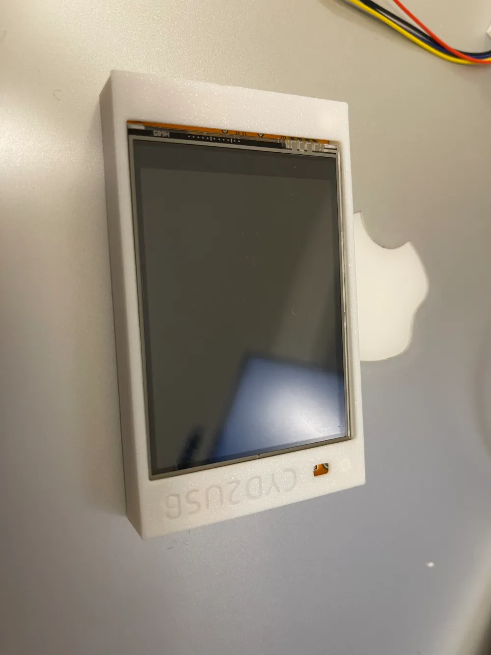 CYD2USB（廉价黄色显示屏）ESP32-2432S028R 外壳 来自 user_1407252492 - MakerWorld