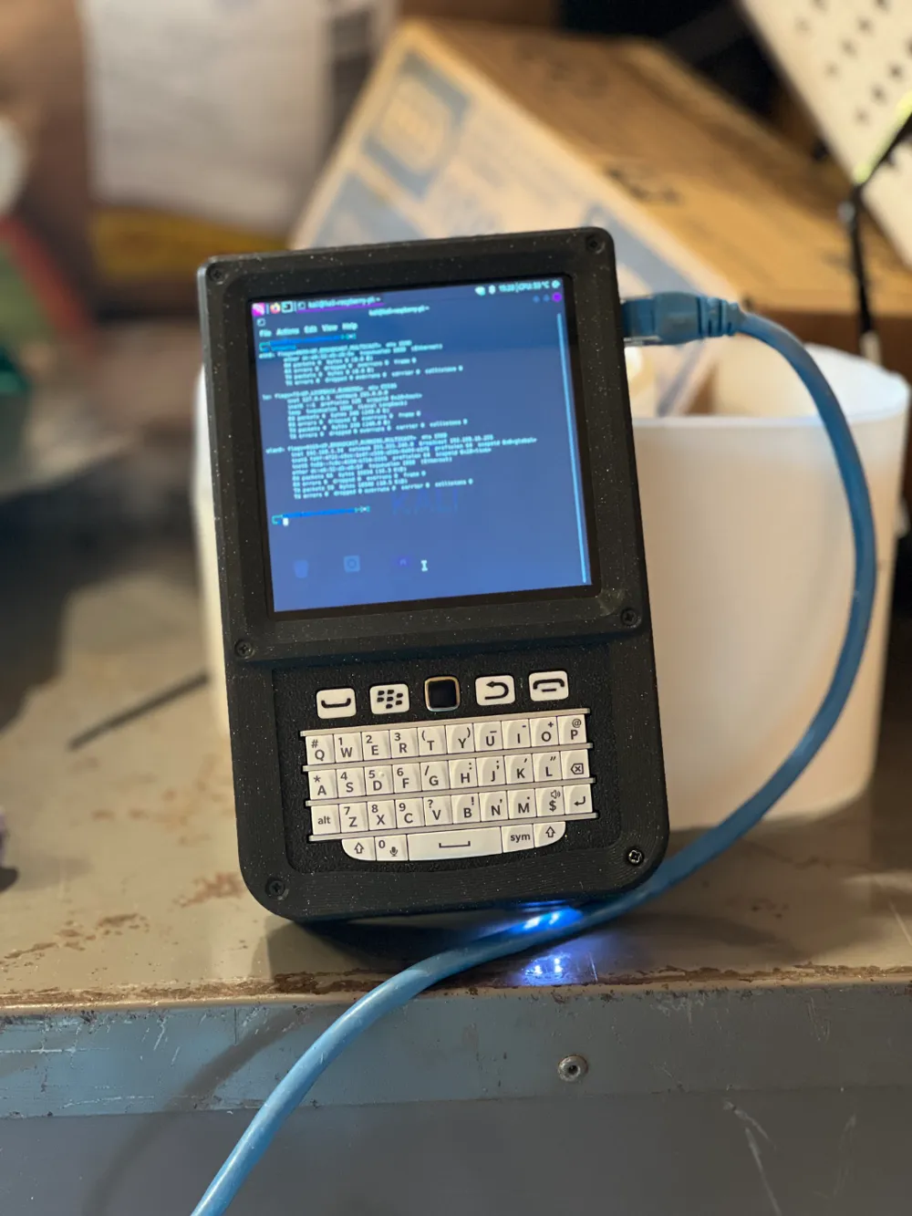 BlackBerry Pi - Dispositivo portátil con Kali Linux basado en Raspberry ...