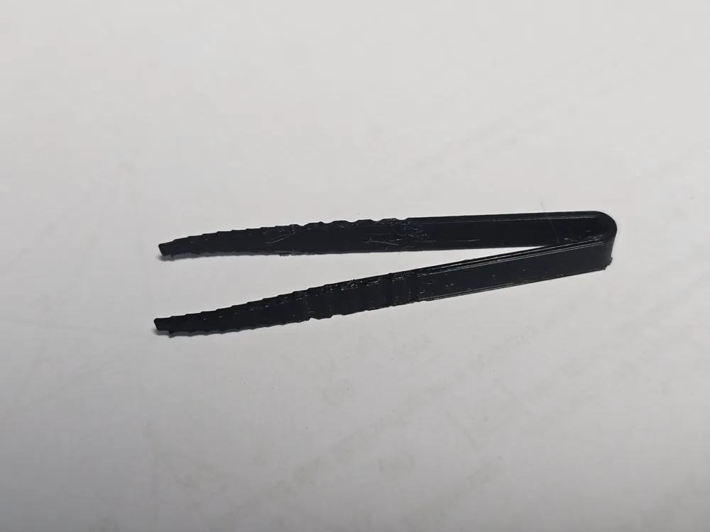 Simple tweezers by phr256 - MakerWorld