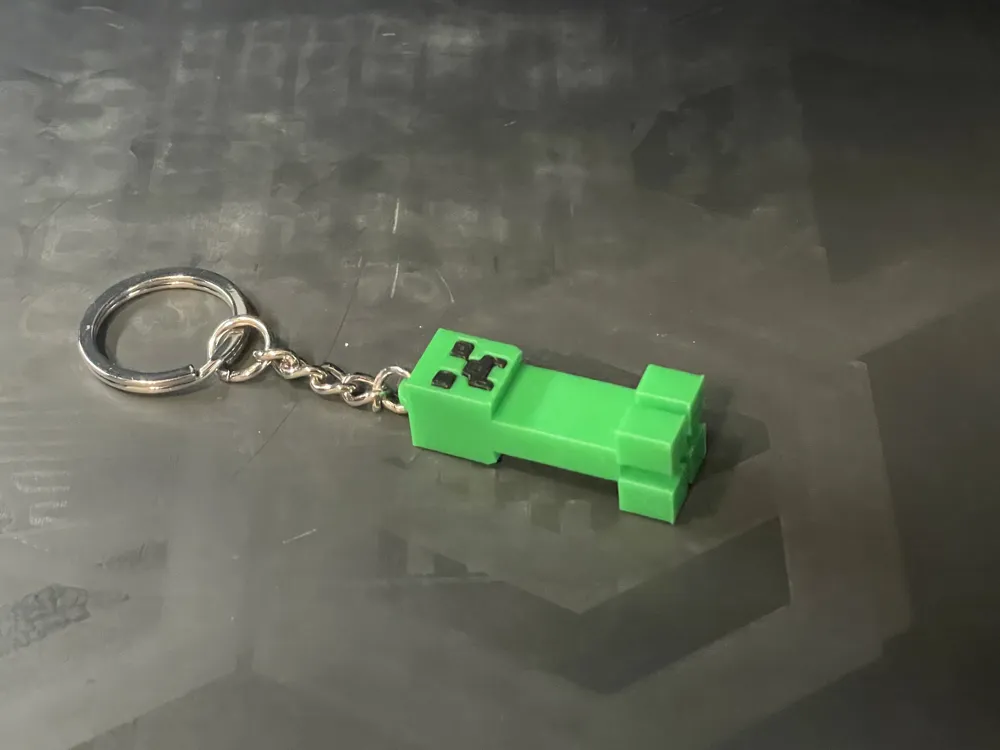 MINECRAFT CREEPER KEYCHAIN by Stenly_G MakerWorld: Download Free 3D Models