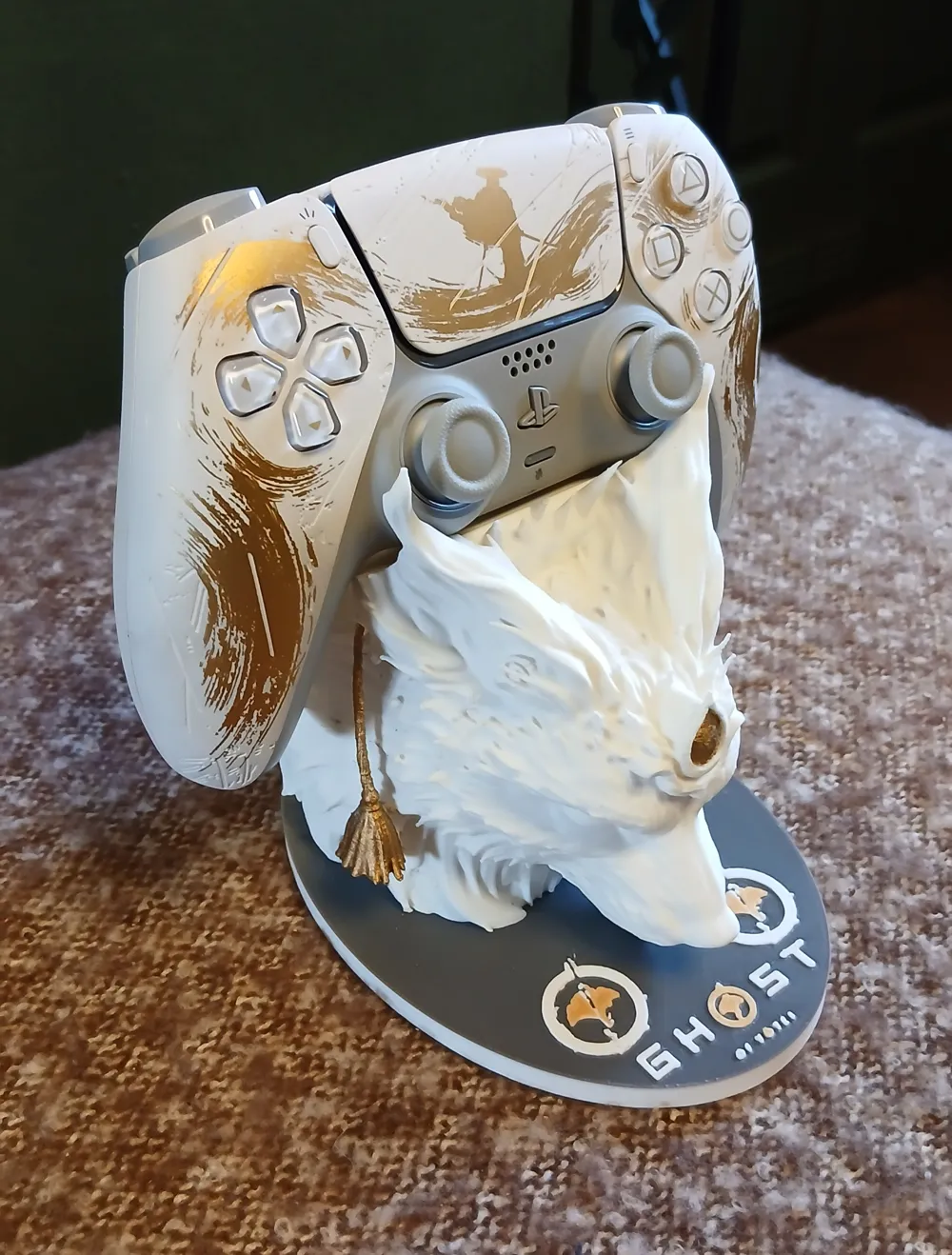 PS5 GHOST OF YOTEI KITSUNE PAD HOLDER - Free 3D Print Model - MakerWorld