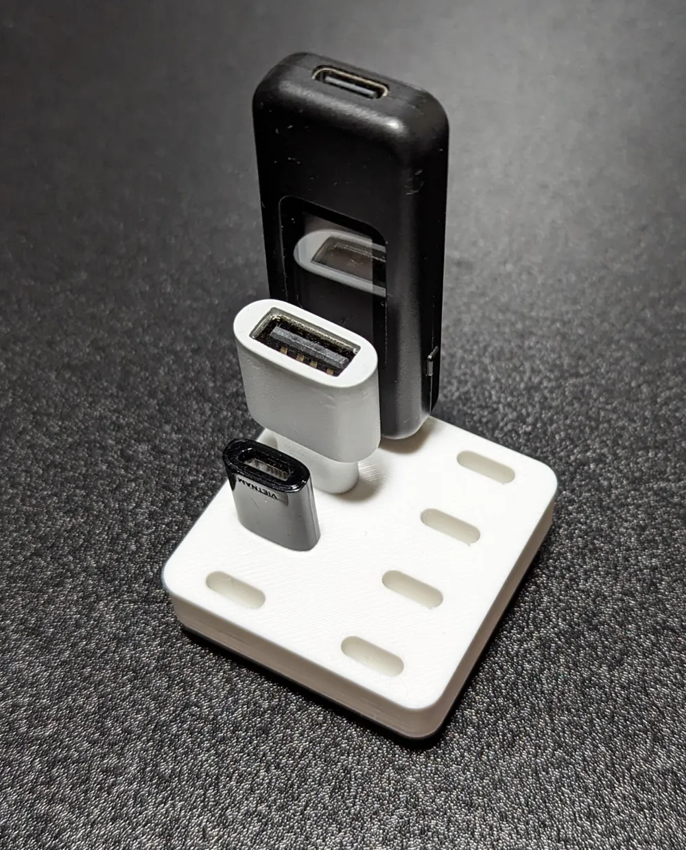 Gridfinity USB-C Holder by Jakokln MakerWorld: Download Free 3D Models