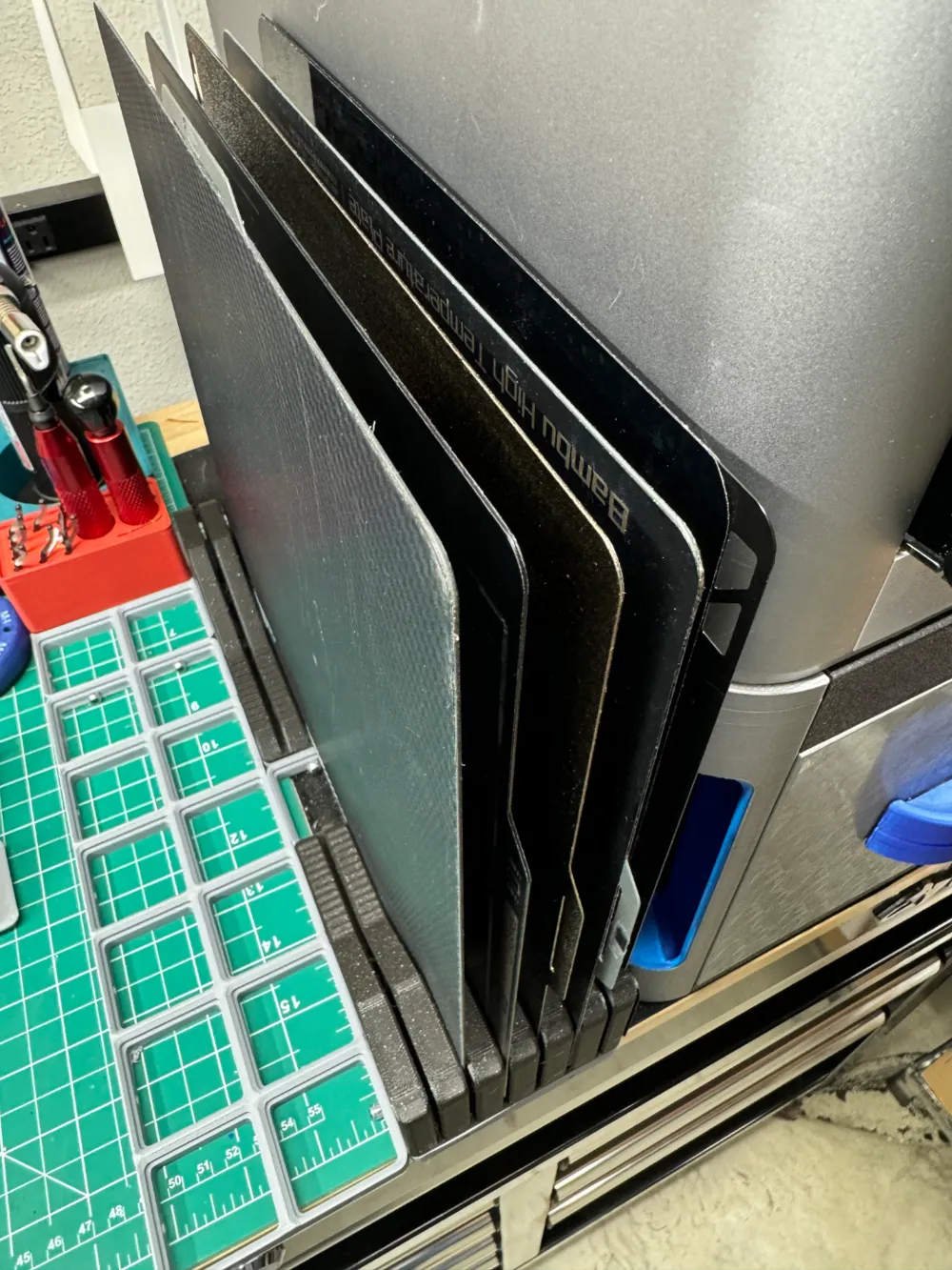Gridfinity Build Plate Holder by Longracks Labs MakerWorld: Download ...