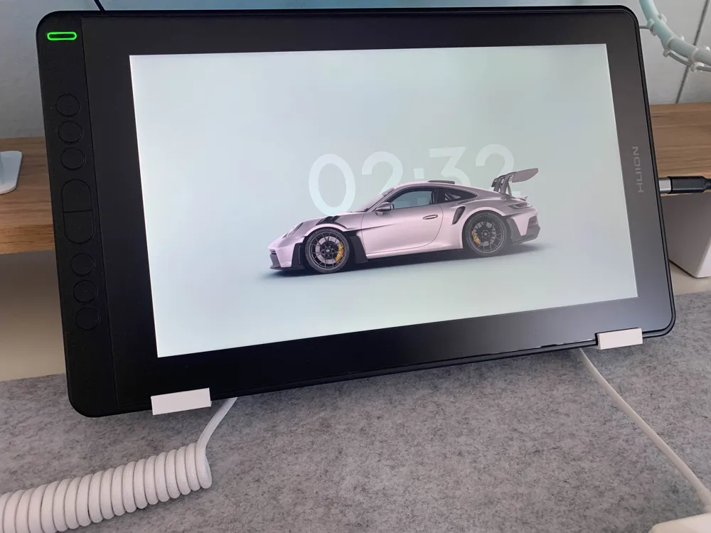 Adjustable Tablet Holder for Desk Shelfs/Risers - Free 3D Print Model ...