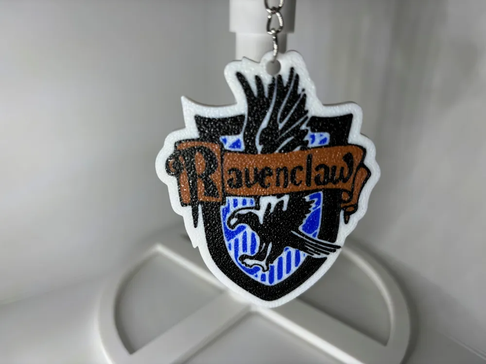 Hogwarts Keychain Harry Potter Remixed by Peter the printer - MakerWorld