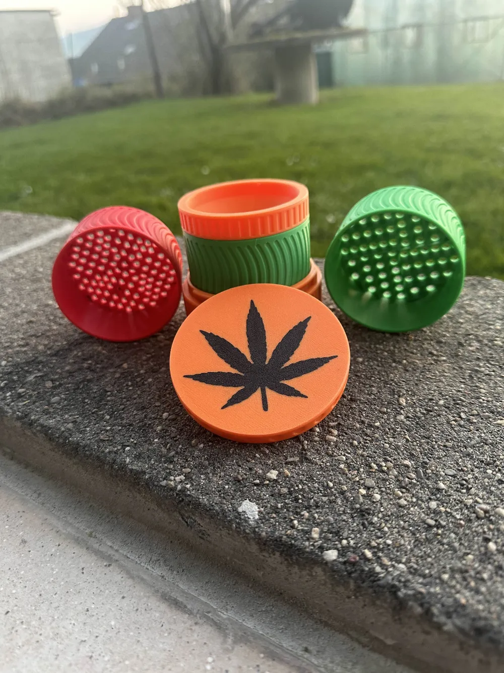 Pro Grinder V2 - Free 3D Print Model - MakerWorld