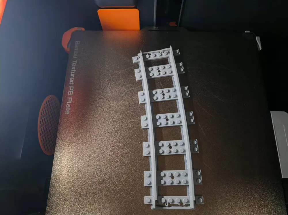 Lego Train R120 Curved Track by huxiansheng - MakerWorld