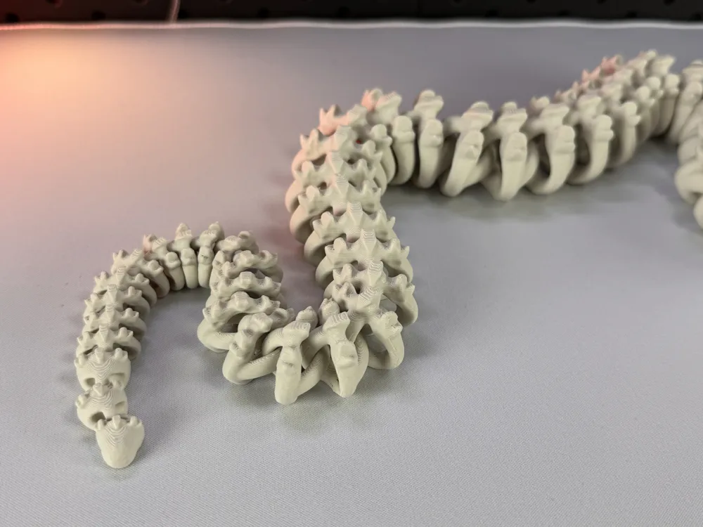 Articulated Skeleton Snake - Free 3D Print Model - MakerWorld