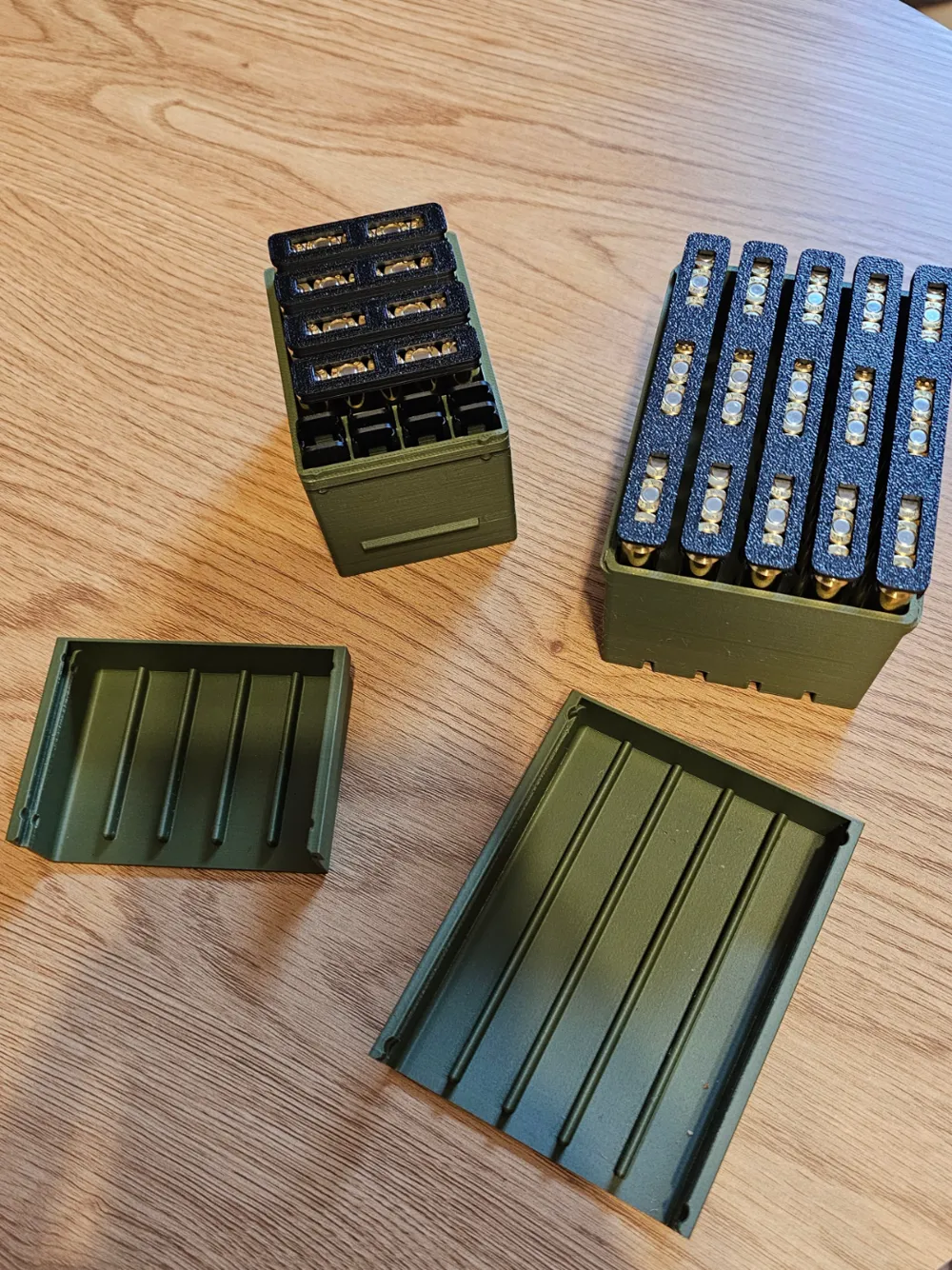 AR-15 50/60/100 pcs ammo box for speedloader by dariooszMakerWorld ...