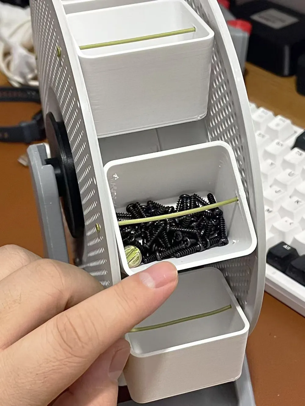 Ferris Wheel Parts Storage Box - Free 3D Print Model - MakerWorld
