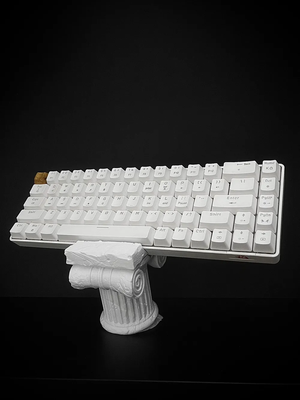 IONIC COLUMN KEYBOARD HOLDER by FORMASTAMPA MakerWorld: Download Free ...
