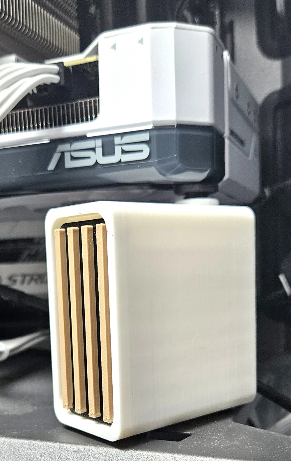 Adjustable GPU Support with Fractal North Design by Noob2Geek ...