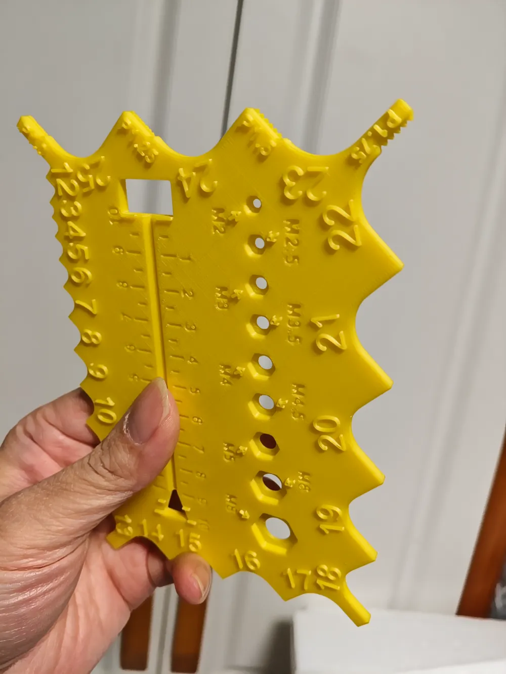 R-angle measuring tool, thread pitch gauge, screw measuring ruler, nut ...