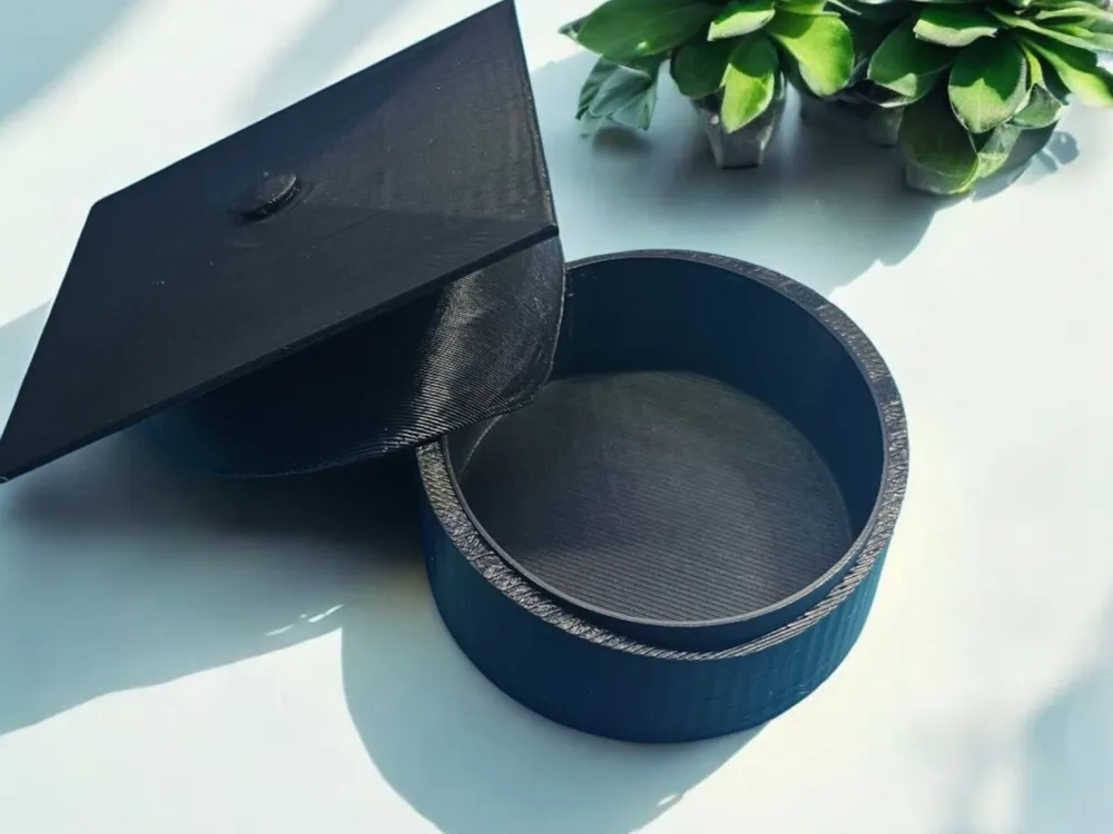 Small Graduation gift box by Sky3D MakerWorld: Download Free 3D Models