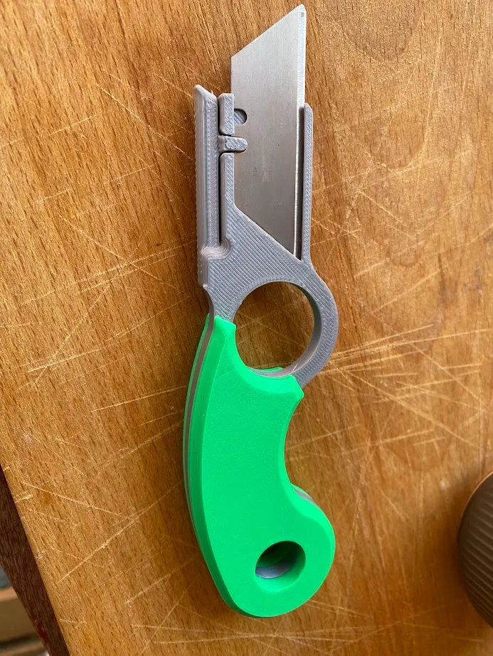 Ergo Utility Knife / Blade Holder by JT40 3D - MakerWorld