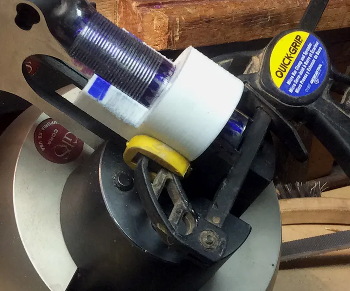 Strap checkering jig for 1911 by ronindesu - MakerWorld