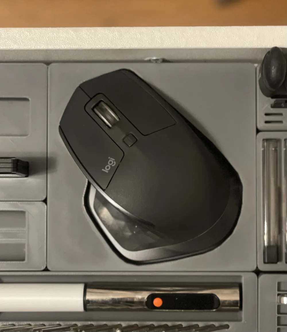 LogiTech MX 2S Gridfinity Holder by Jesse Boucher MakerWorld: Download ...