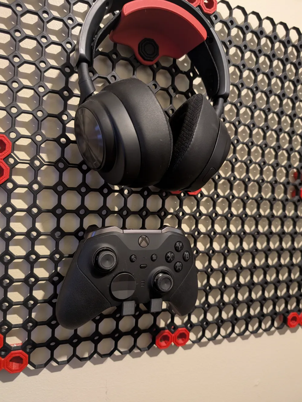 XBox Elite Controller Mount for Multiboard Remixed by bullet MakerWorld ...