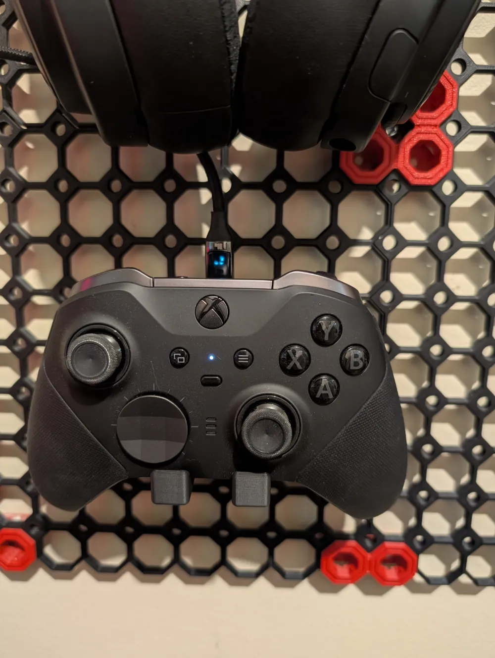 XBox Elite Controller Mount for Multiboard Remixed by bullet MakerWorld ...