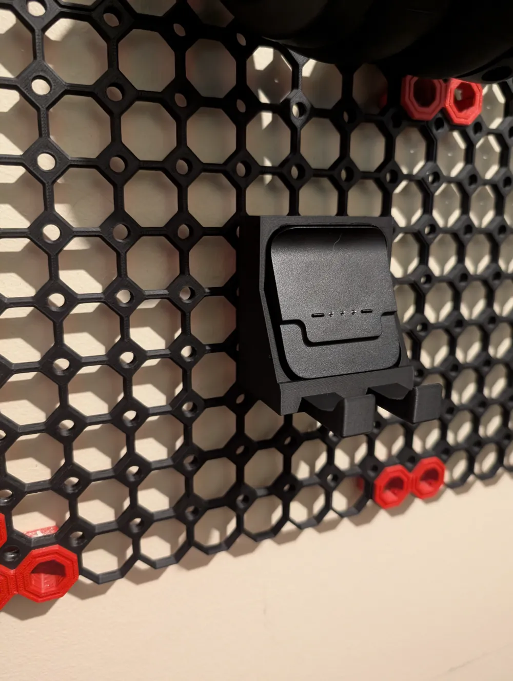 XBox Elite Controller Mount for Multiboard Remixed by bullet MakerWorld ...