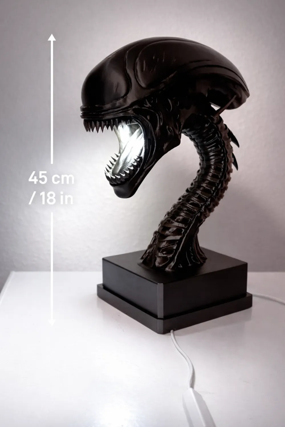 Alien Inspired LED Lamp–45cm Printed Sci-Fi Deco - Free 3D Print Model ...