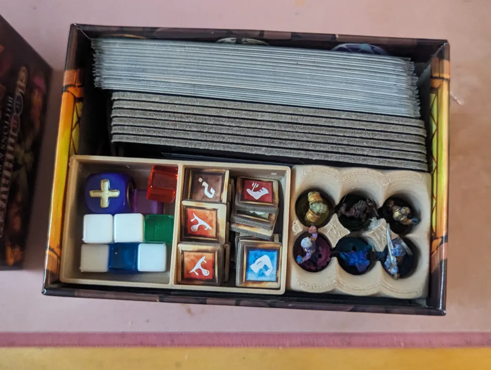 Minimalist insert for Gloomhaven Buttons & Bugs! by cmdhanish - MakerWorld
