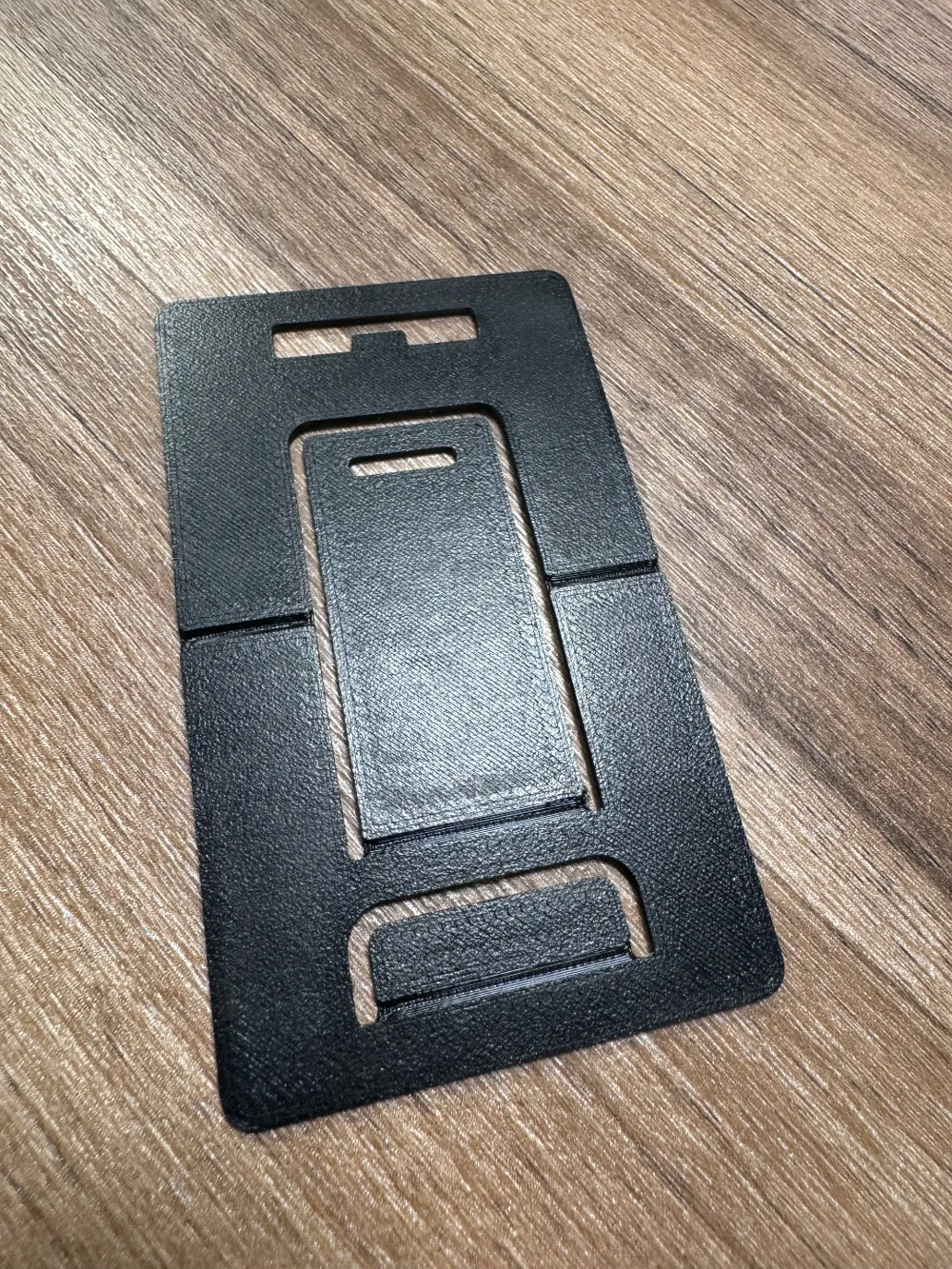 Phone support card by acevalsl - MakerWorld