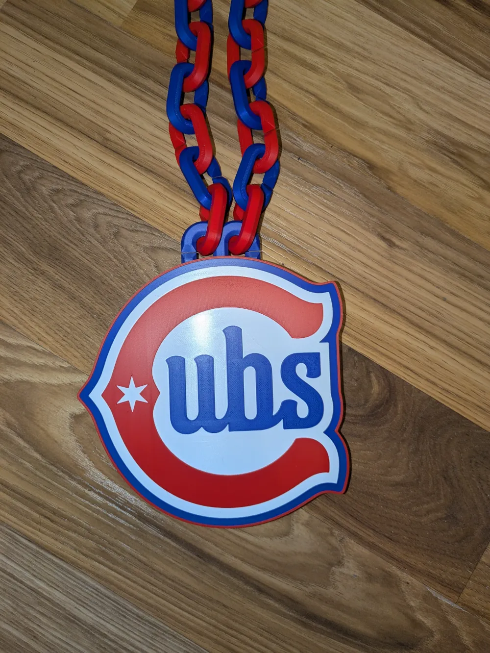 Chicago Cubs 2025 Alt logo oversized chain by Happy Day Fun Merch ...