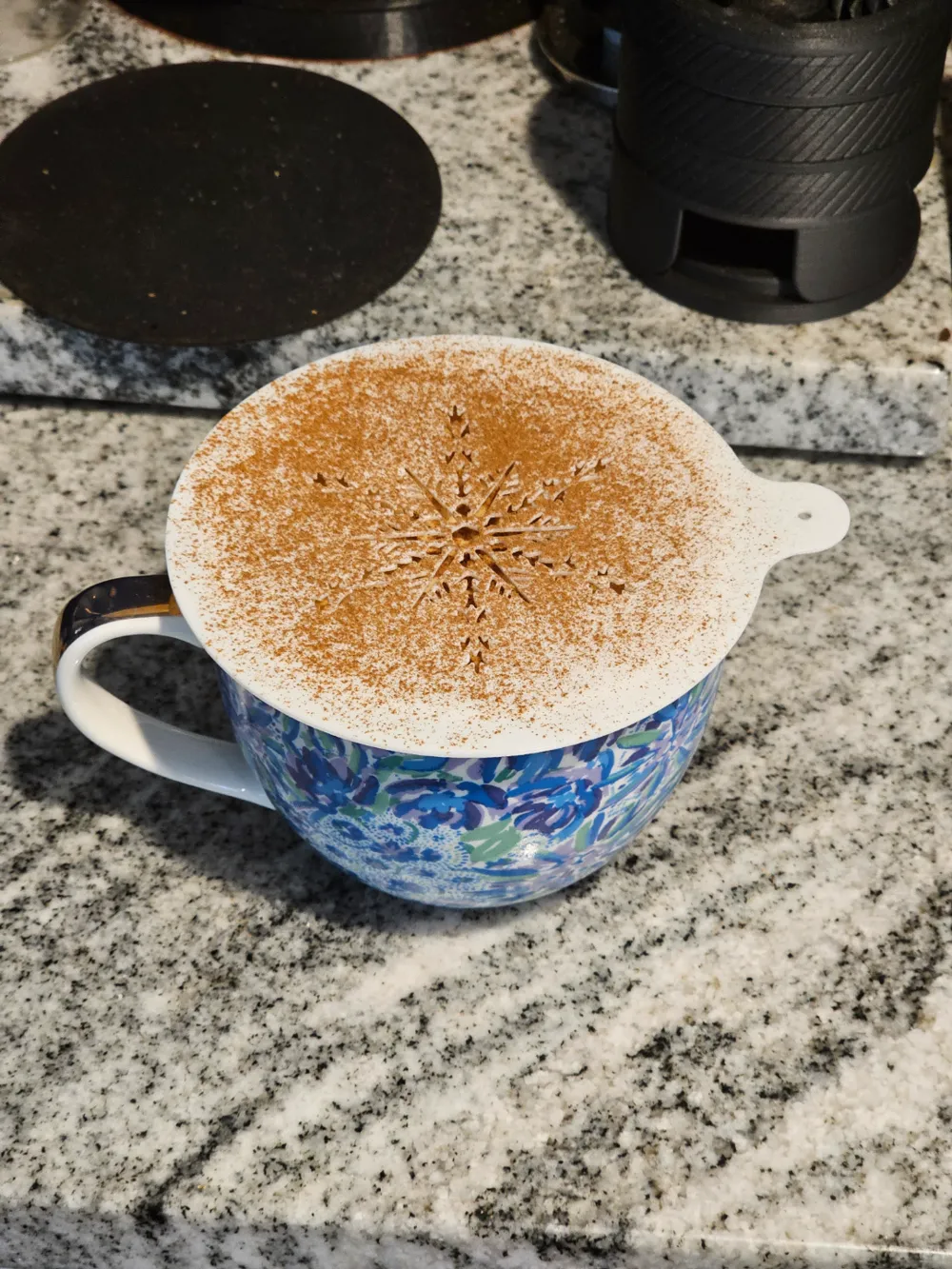 Perfect Snowflake Latte Art Stencil by Perfect Prints - MakerWorld