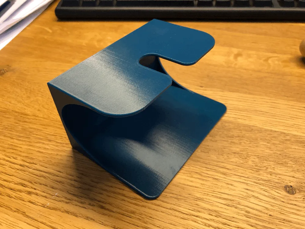 Simple stamp holder / simple stamp holder by PaulBPunkt - MakerWorld