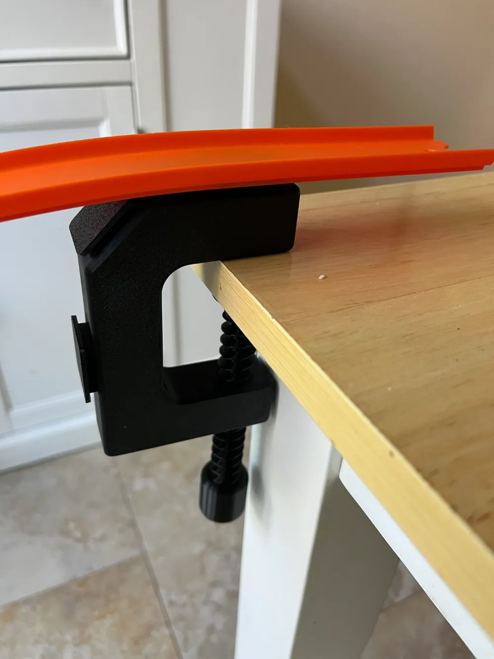 Car Race Track Clamp by EngWorks MakerWorld: Download Free 3D Models